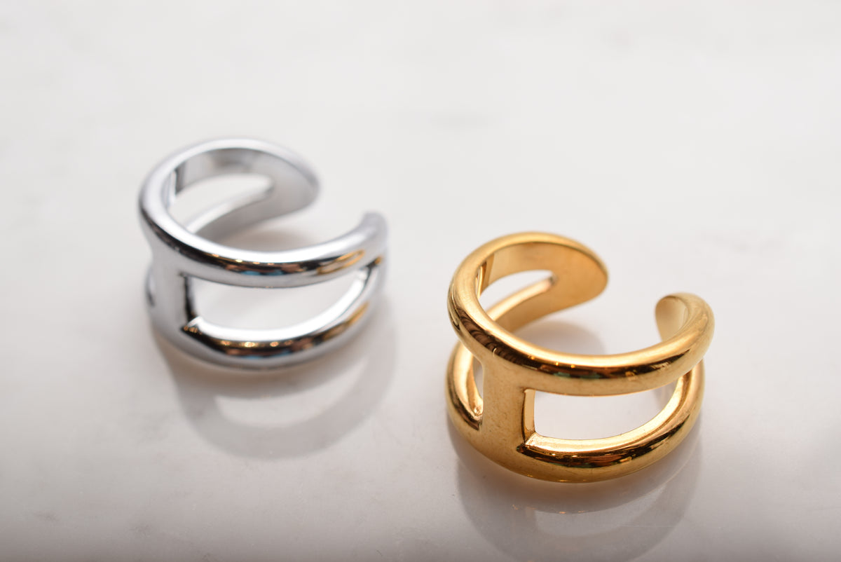 GEOMETRIC RING – H U I