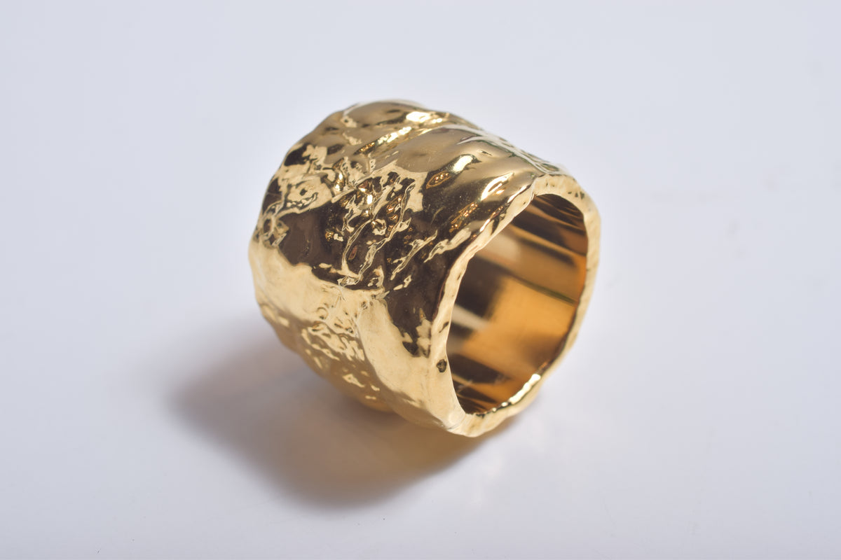 TEXTURED DESIGN KEY RING – H U I