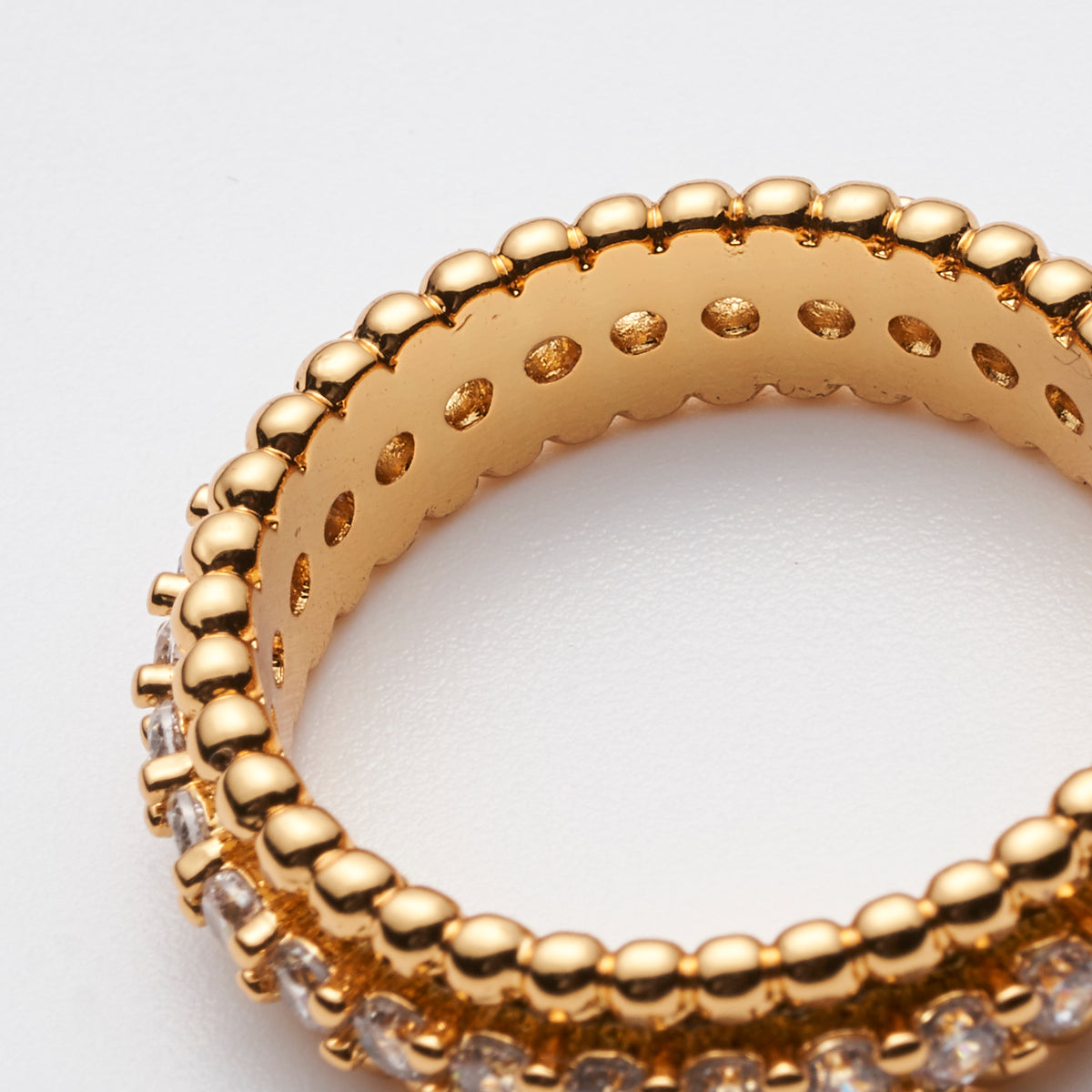 GOLD & CRYSTAL RING – H U I